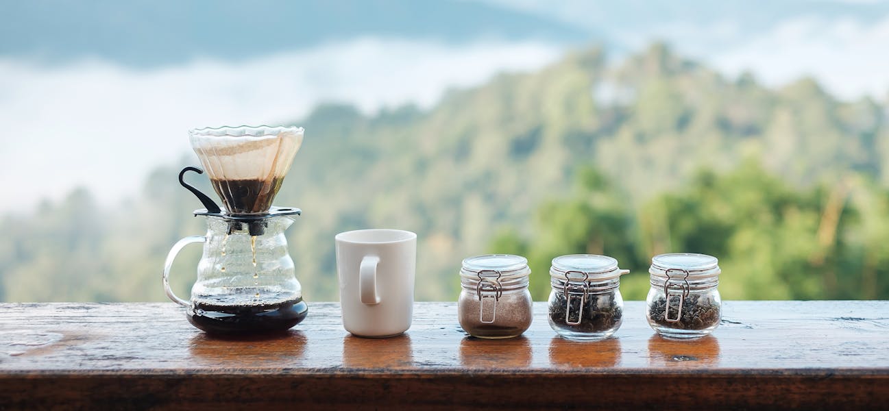 The Difference Between Traditional Vietnamese Phin Coffee and Espresso